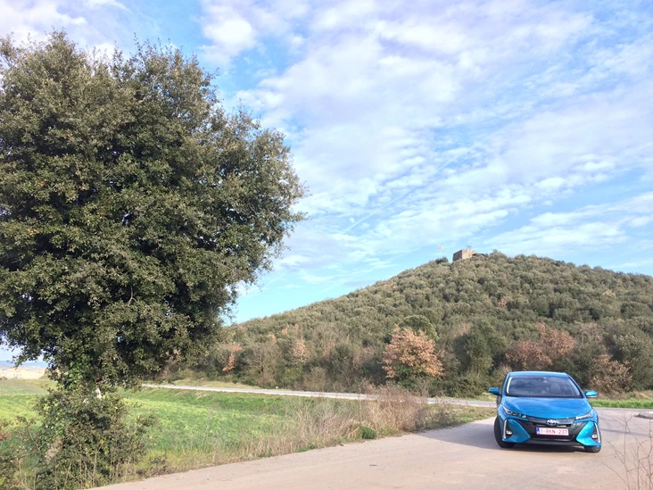 Toyota Prius Plug-In Hybrid Excel Hatchback Review - Car Keys